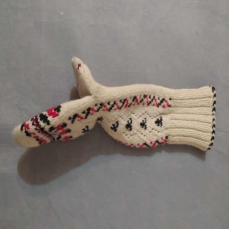 Yün Çorap - El Örgüsü